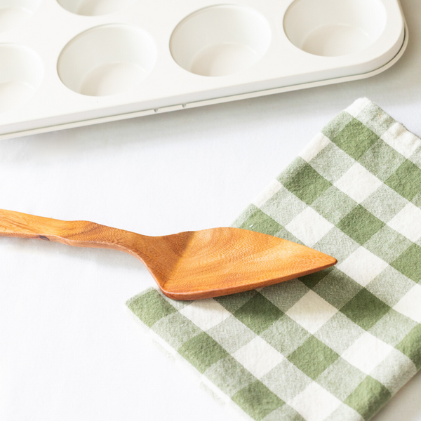 Reclaimed Wooden Pie Server | Ethically Crafted | UPAVIM Crafts ...